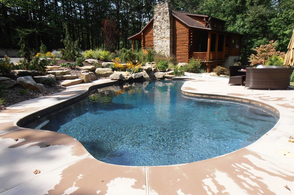 Free Form Pools - B&B Custom Pools