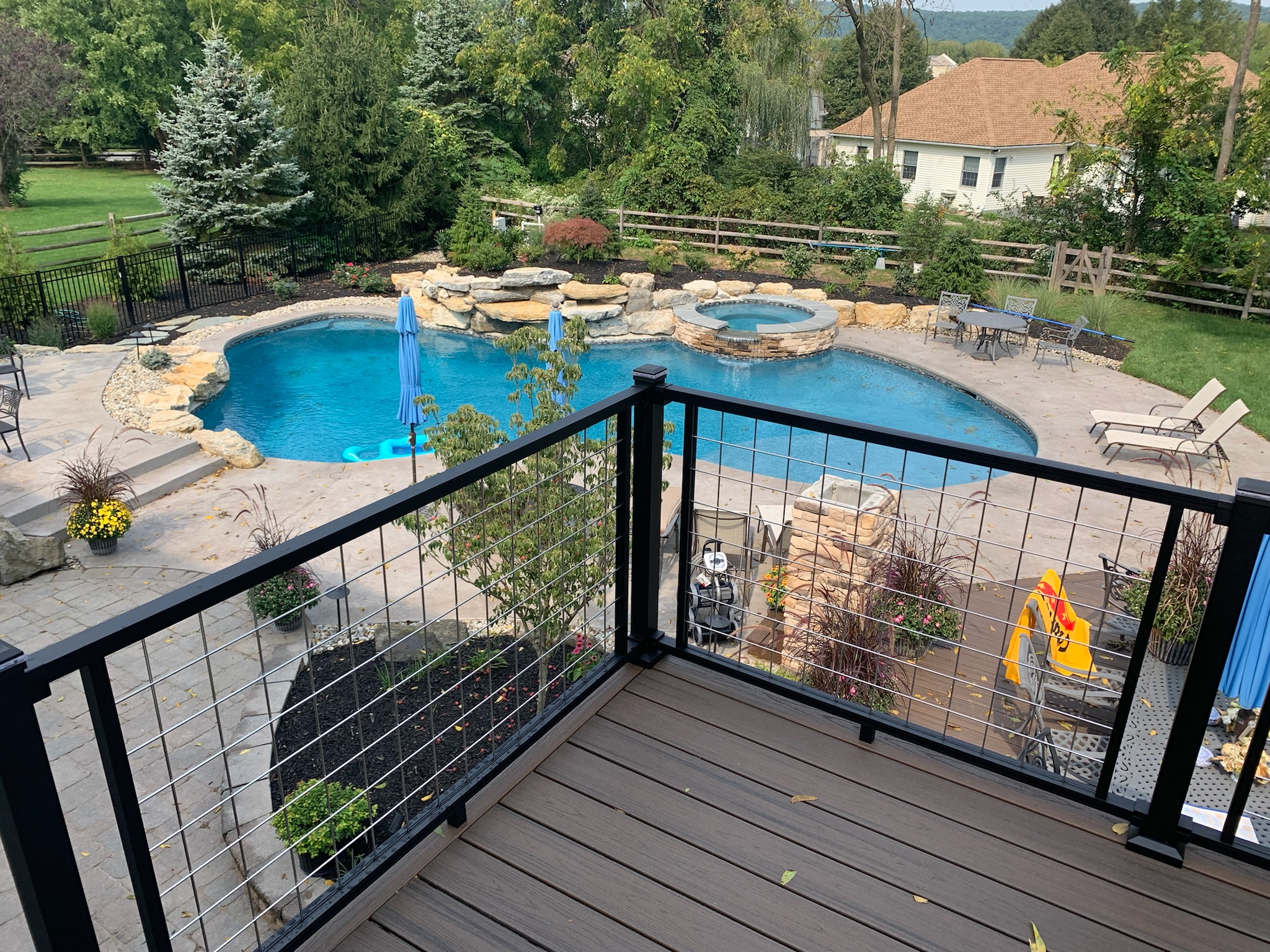 Custom Pools Gallery - B&B Custom Pools